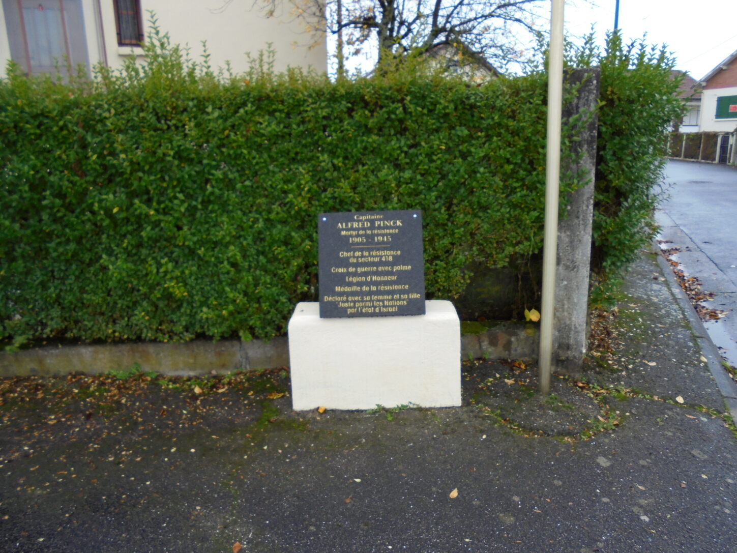 Stèle Alfred Pinck – Comité Français pour Yad Vashem